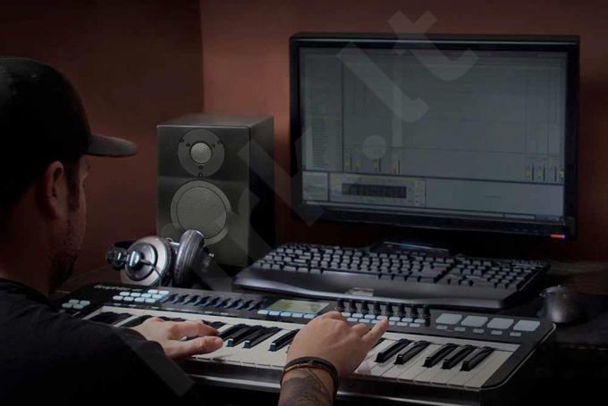 Aktyvūs garsiakalbiai su Bluetooth SAMSON MediaOne BT5 | 5.25'' | 2 x ...